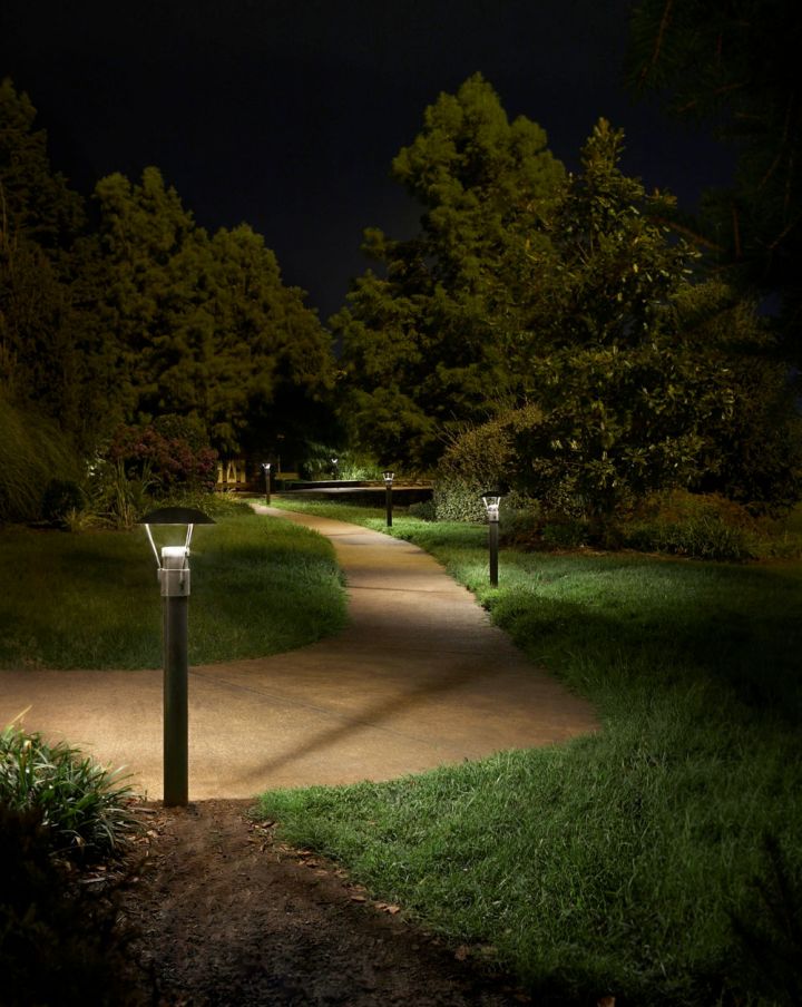 Lighting the Way with Landscape Lighting | Bluegrass Lawncare